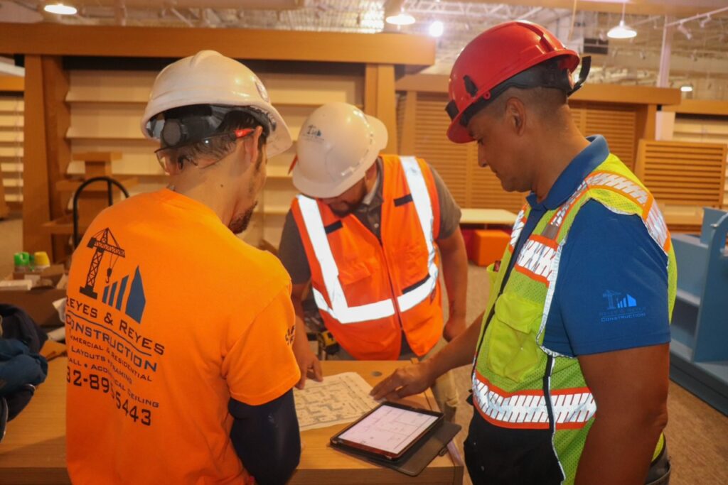 Reyes and Reyes Construction - Field Team